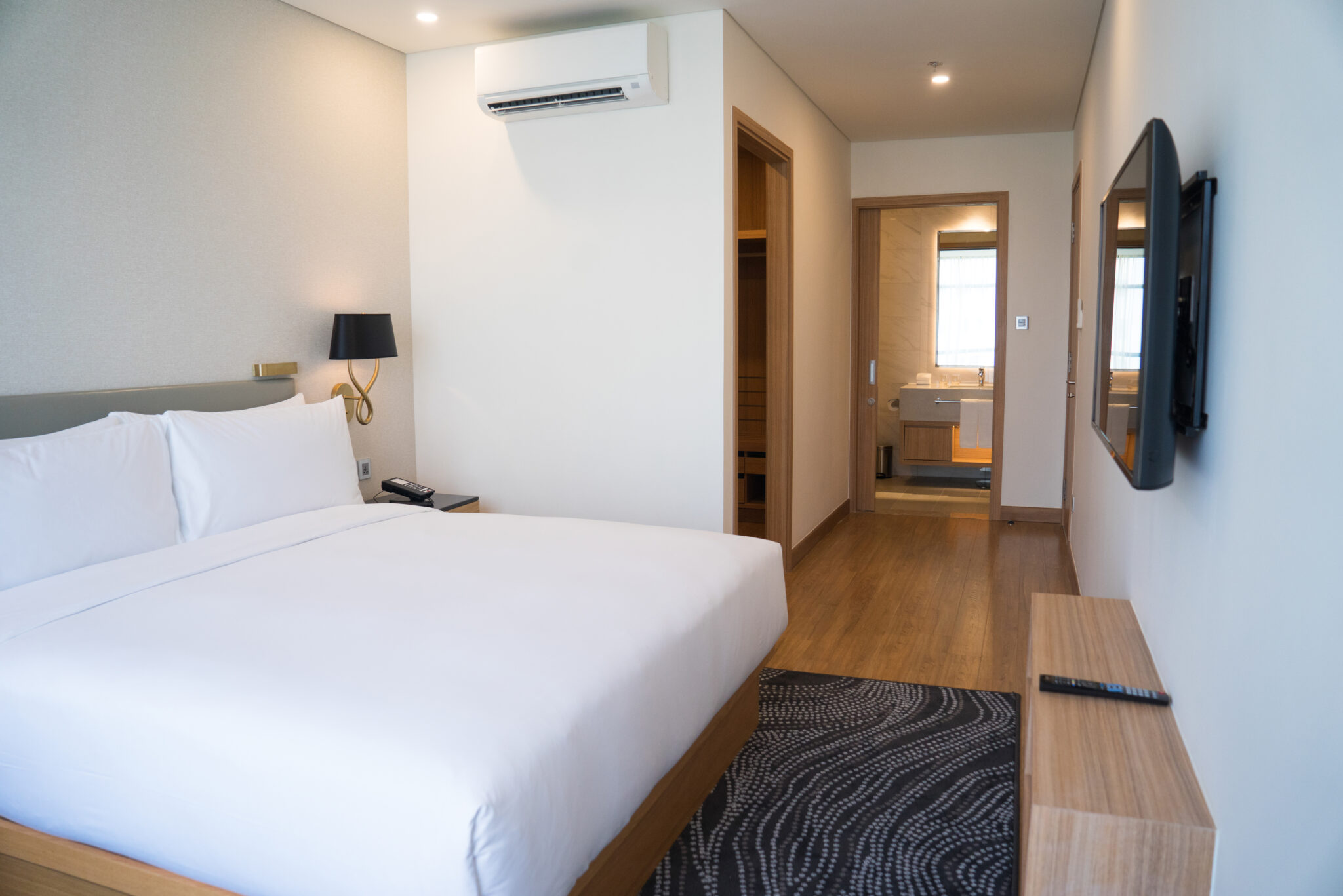 Top 7 Tricks to Book Cheap Hotel Rooms in India - CouponzGuru India Blog